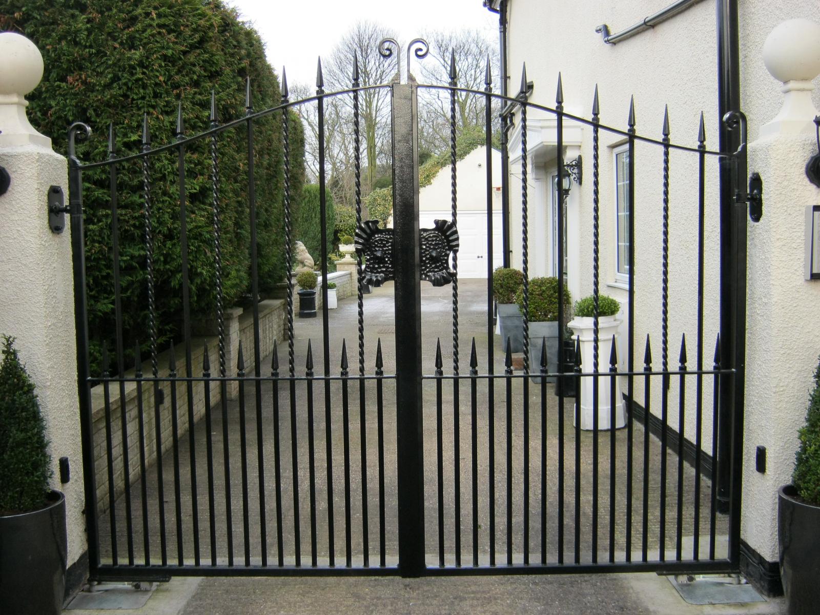 The Ultimate Guide To Choosing The Right Home Security Gate
