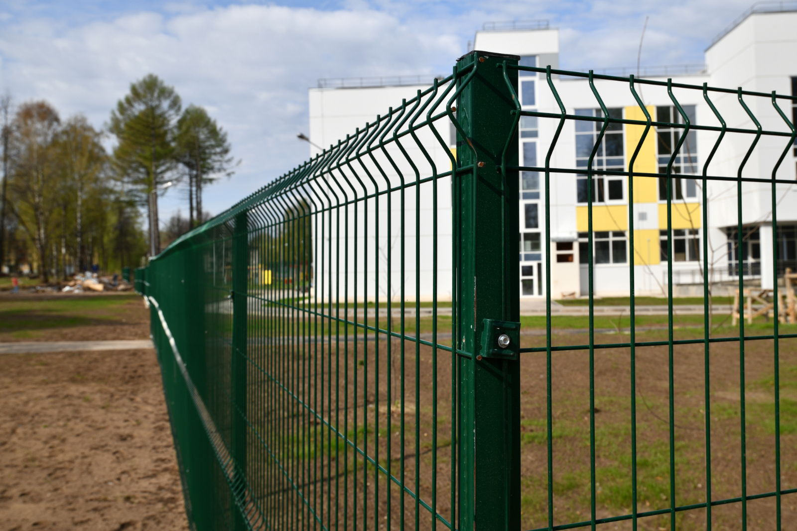 Benefits Of Access Control For Schools | School Gates Installation ...