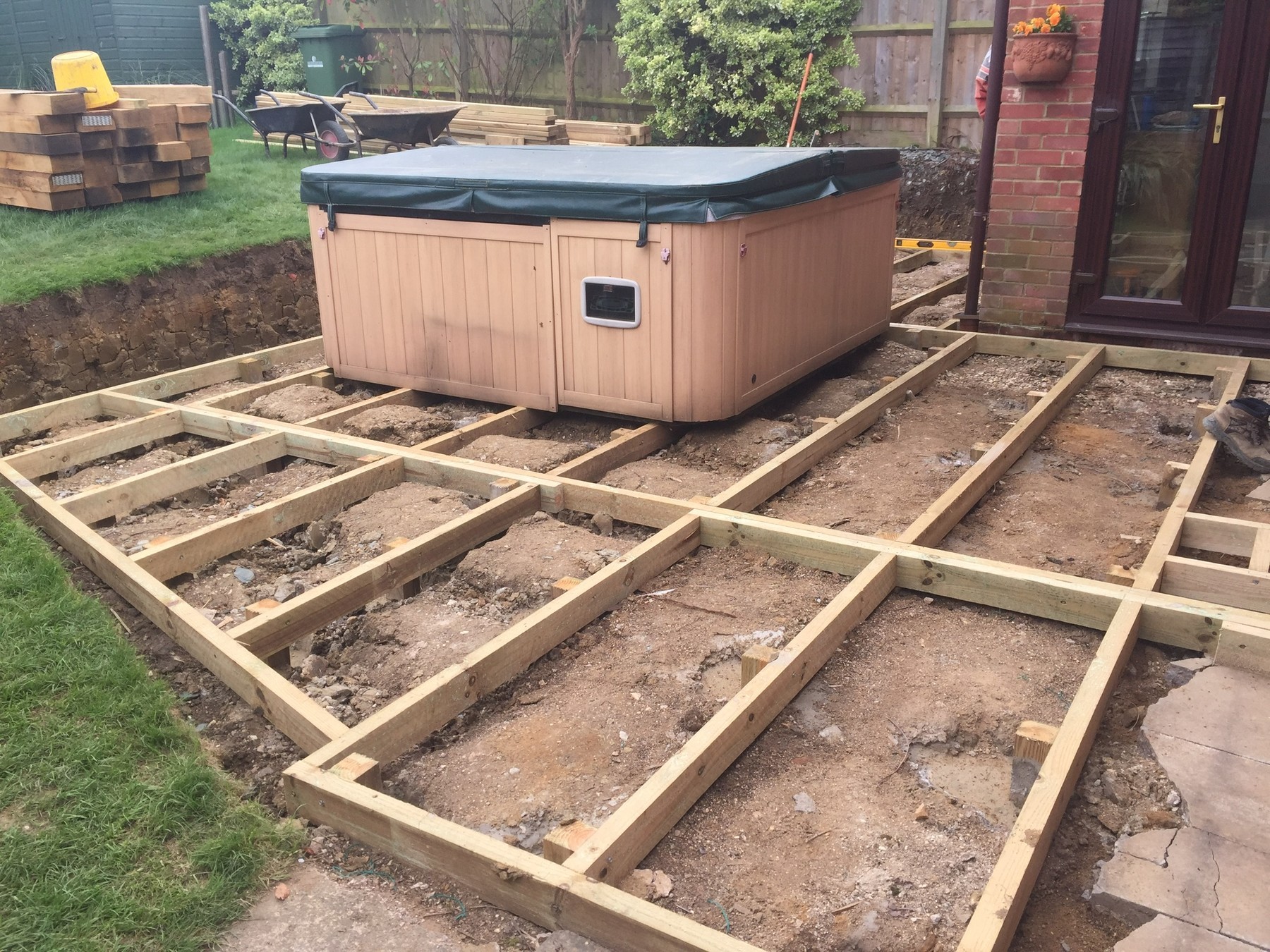 What Is The Correct Way To Lay Deck Boards? Decking Company Near Me