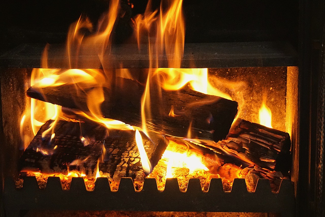 What Are The Components Of A Fireplace?